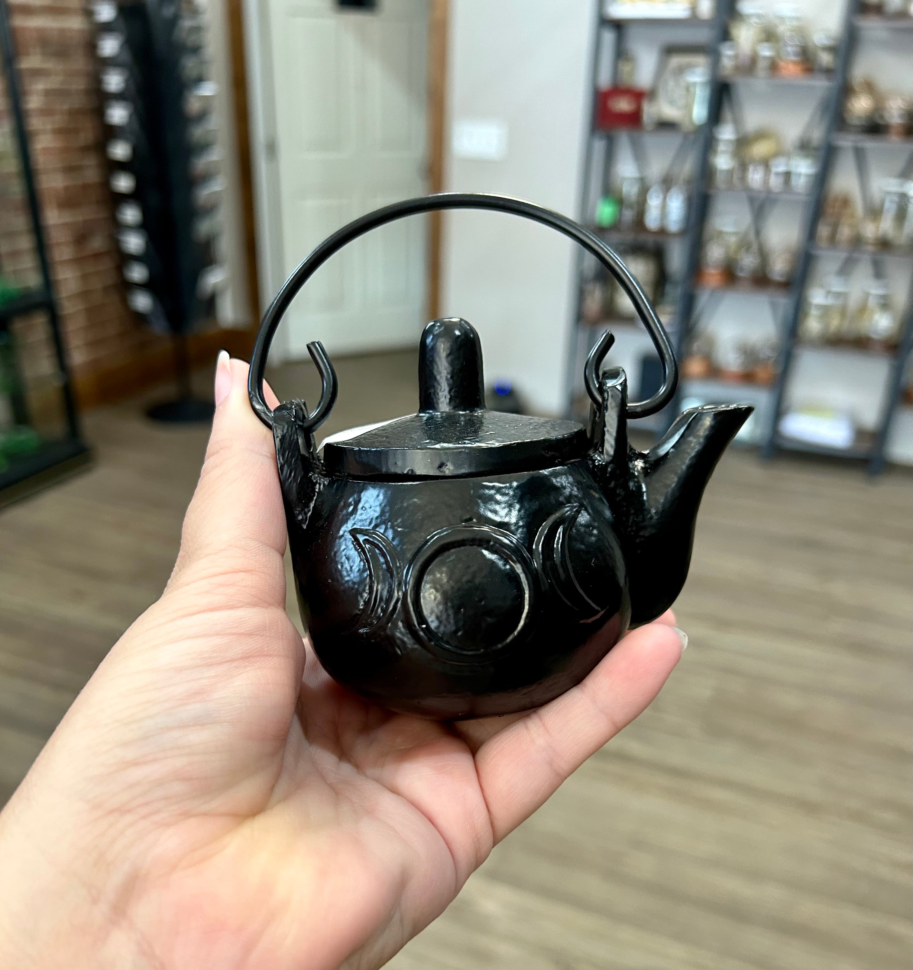 Metaphysical Tools – Mz. Jones' Curio